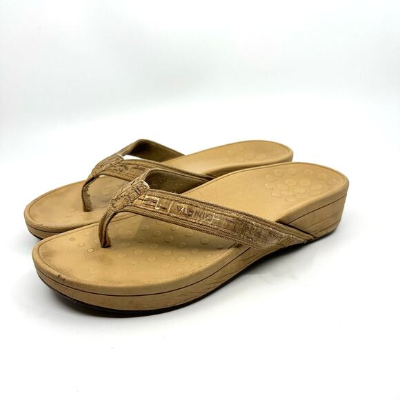 Vionic | Shoes | Vionic Hightide Cork Strap Sandals Womens 8 Us | Poshmark